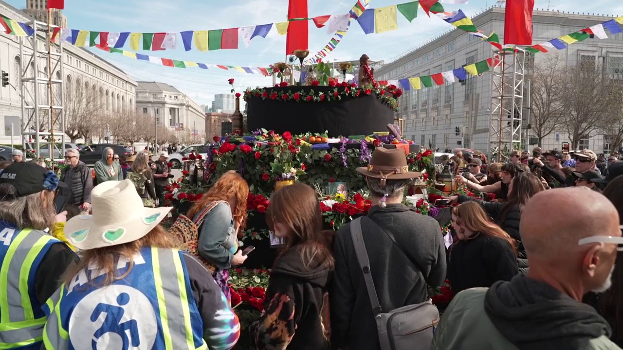 Deadheads, musicians gather in San Francisco to remember Grateful Dead ...