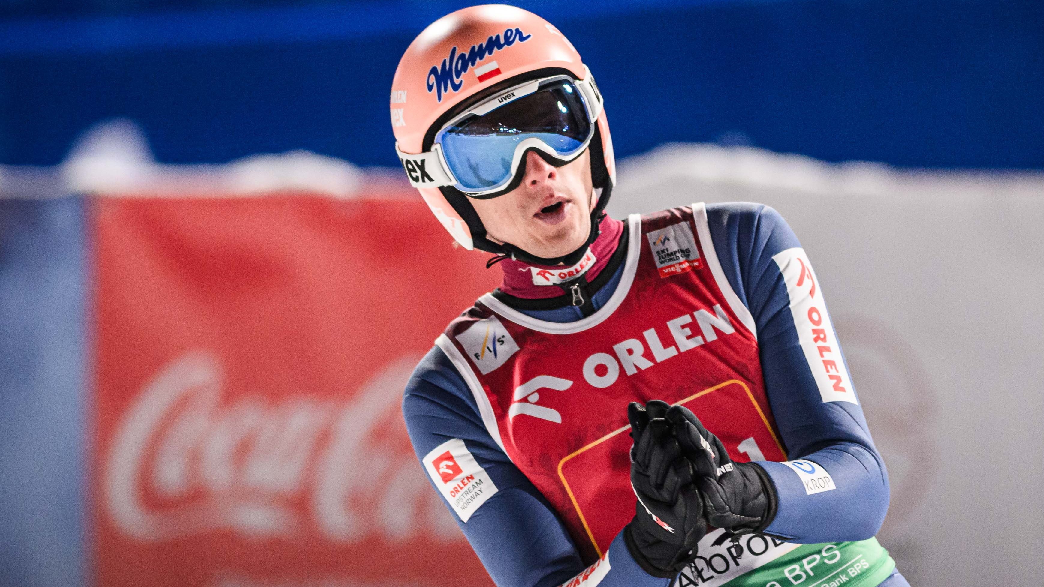 Debiutancki punkt PŚ młodego Polaka! Świetny konkurs Biało-Czerwonych w ...