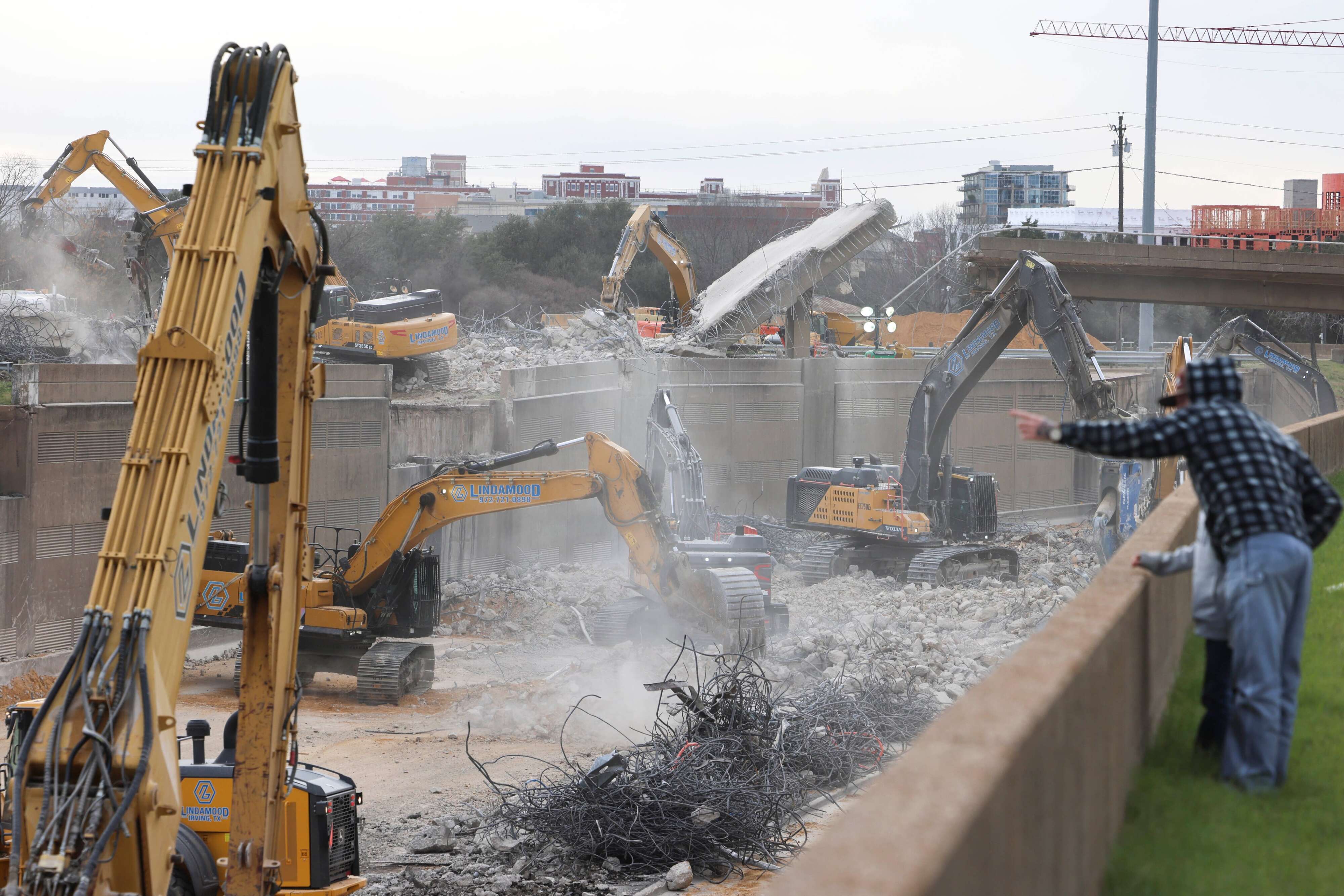 Crews demolish parts of Interstate 30 in downtown Dallas for planned ...
