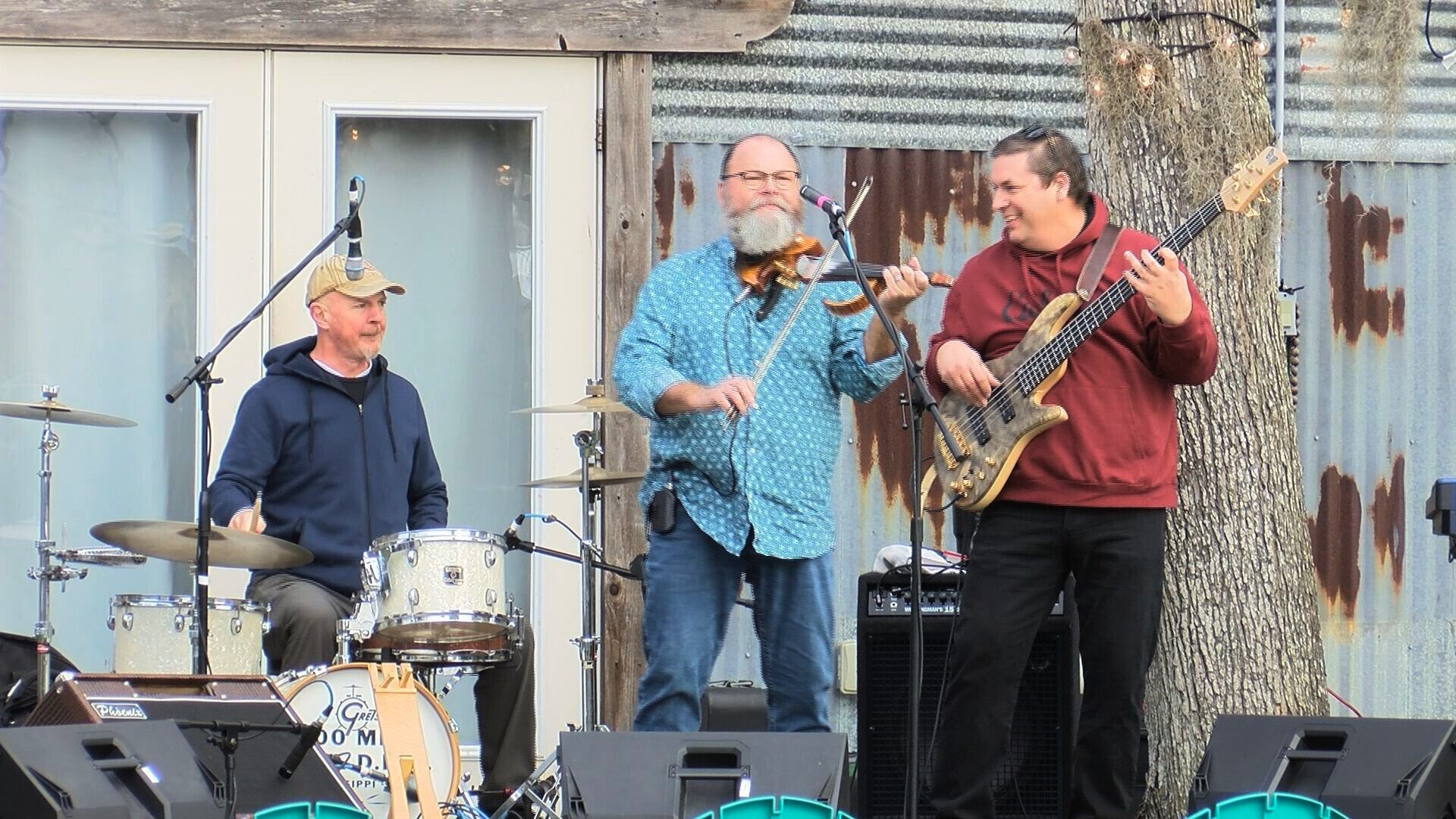 Gumbo lovers rock n’ roux at 100 Men Hall cookoff