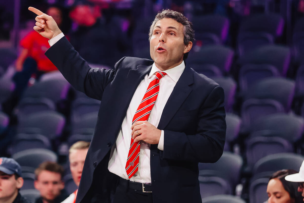 Hot-shooting Rebels climb back over .500 with win at San Jose State