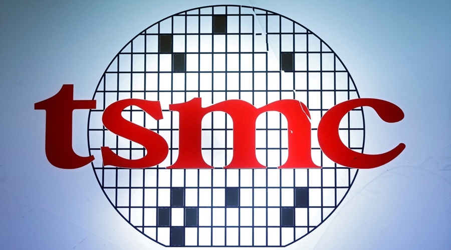 TSMC, 파운드리에 82조 '초격차 베팅'…삼성은 '차선책'에 머물까