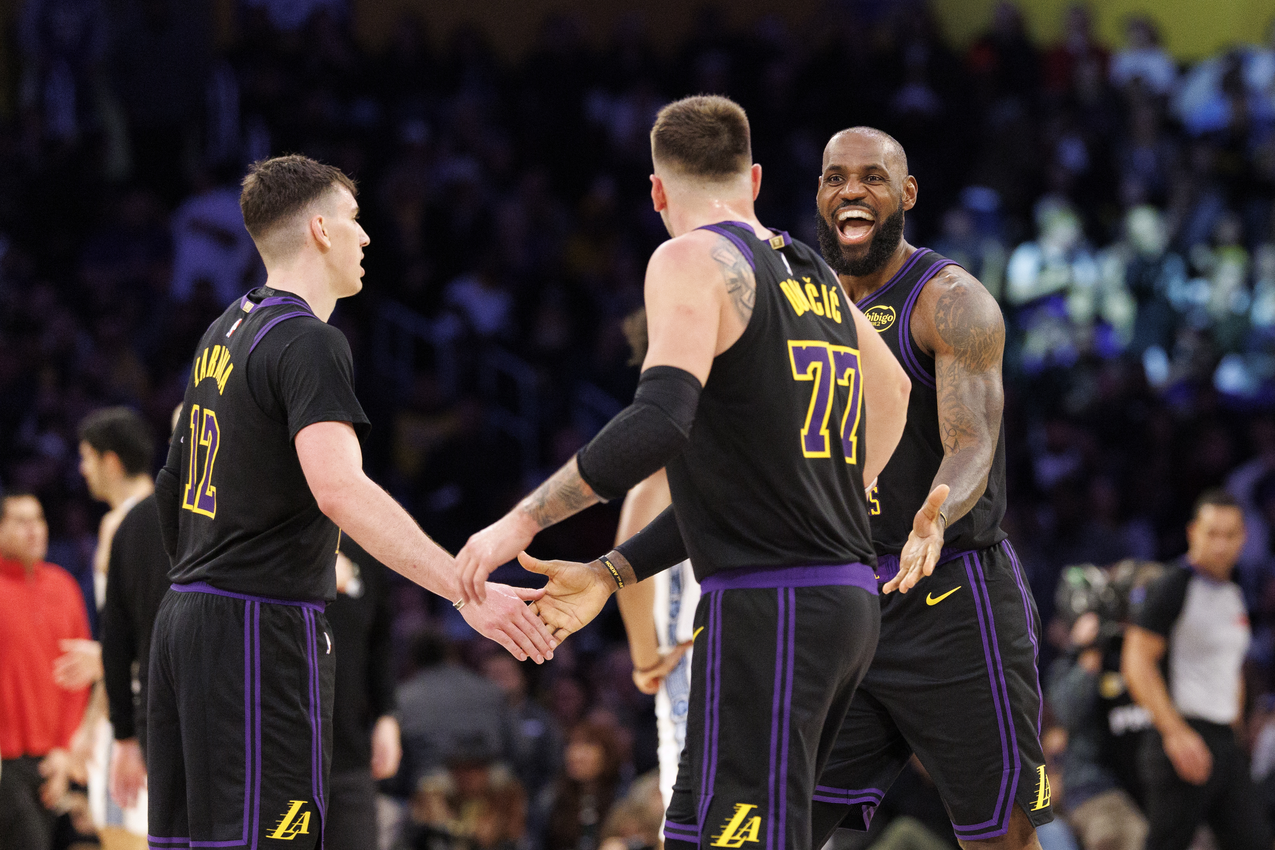 Lakers interested in trading for popular point guard