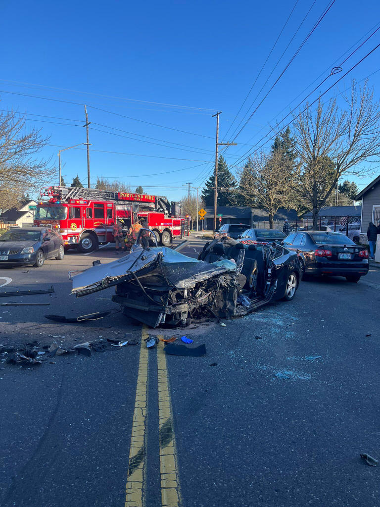 2 injured, driver charged with DUII after 2-car crash in NE Portland