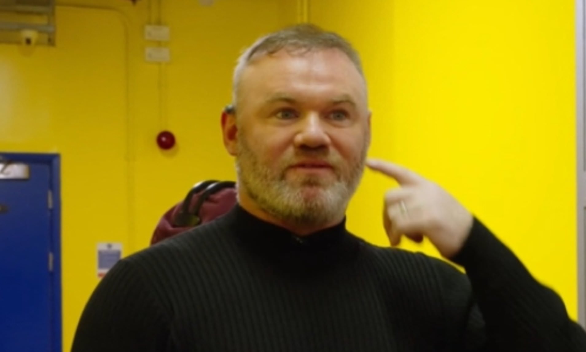 Wayne Rooney reveals surprise medical condition as Man United legend ...