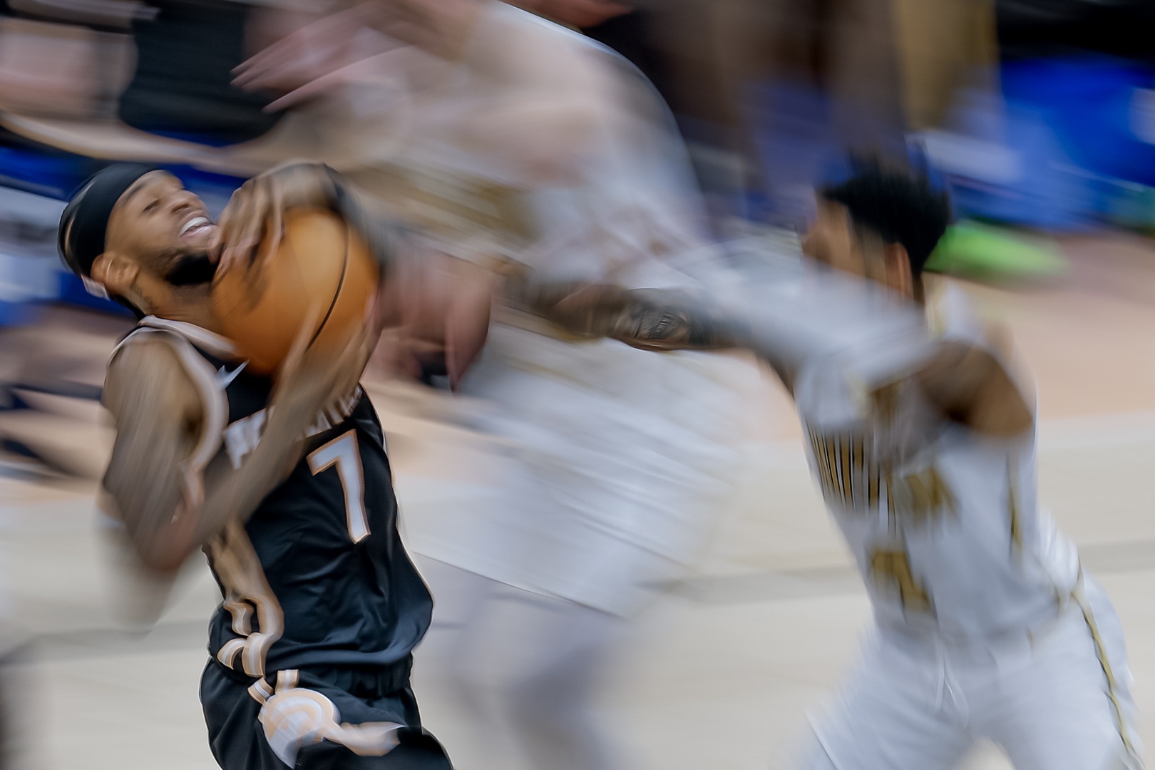 Los Lakers caen sin Doncic, Edwards mete 55 sin premio y Hugo González ...