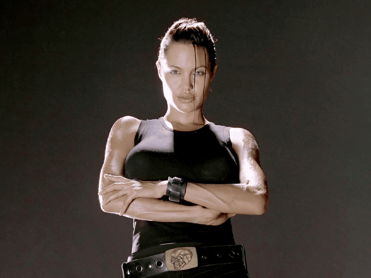 First look at Sophie Turner as 'Lara Croft' in Amazon's upcoming Tomb ...