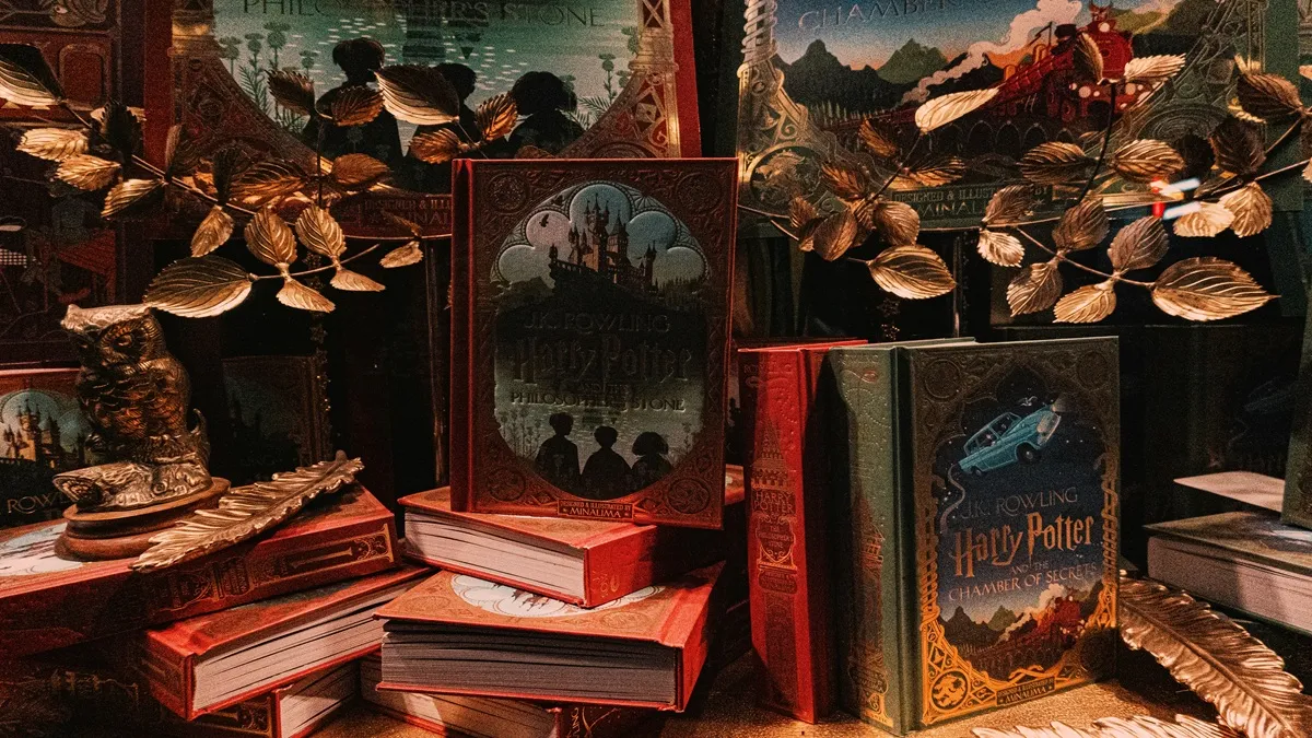5 best JK Rowling books to read in sequence of popularity on Amazon
