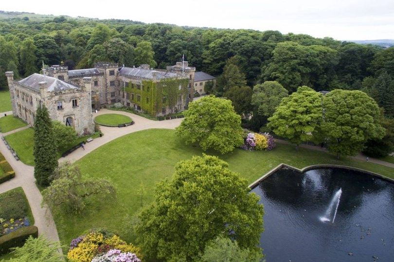 'Majestic' hall 'straight out of a period drama' less than an hour from ...