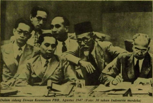 Haji Agus Salim akan membakar Indonesia jika diberikan kembali ke Belanda