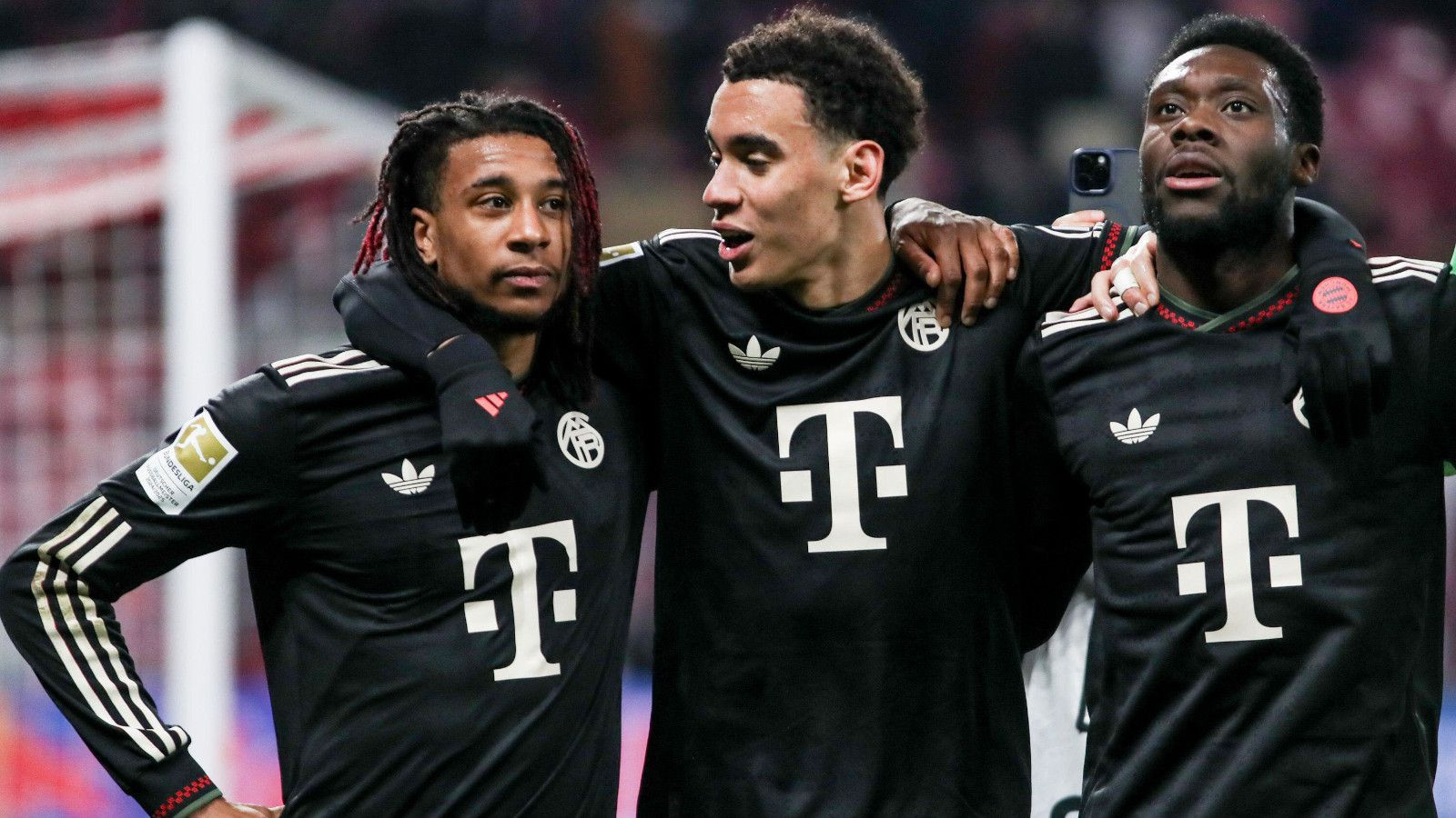 Bayern Munich bounce back to thrash RB Leipzig