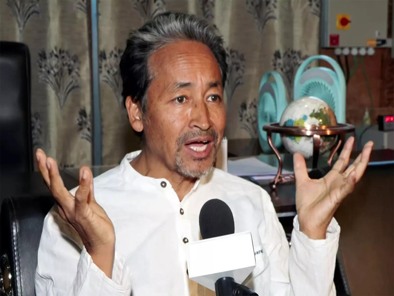 In solitary jail cell, Sonam Wangchuk sleeps on blankets; in company of ...