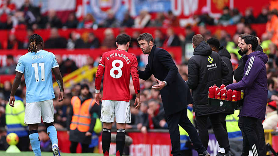 'Calm down!'—Man Utd's convincing derby win divides opinion among pundits