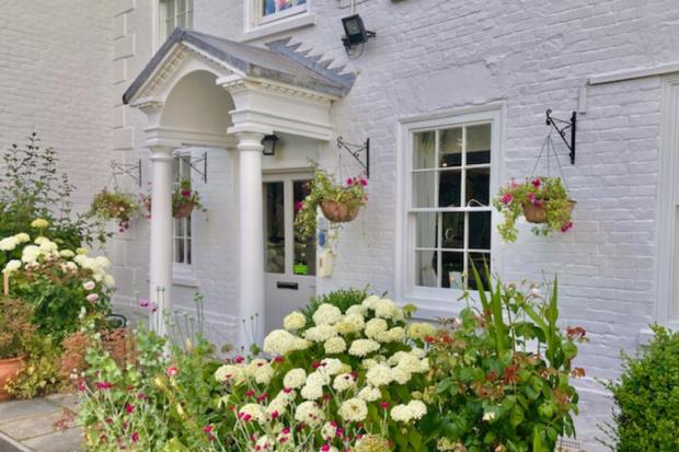 Bereavement cafe offering comfort to those coping with loss