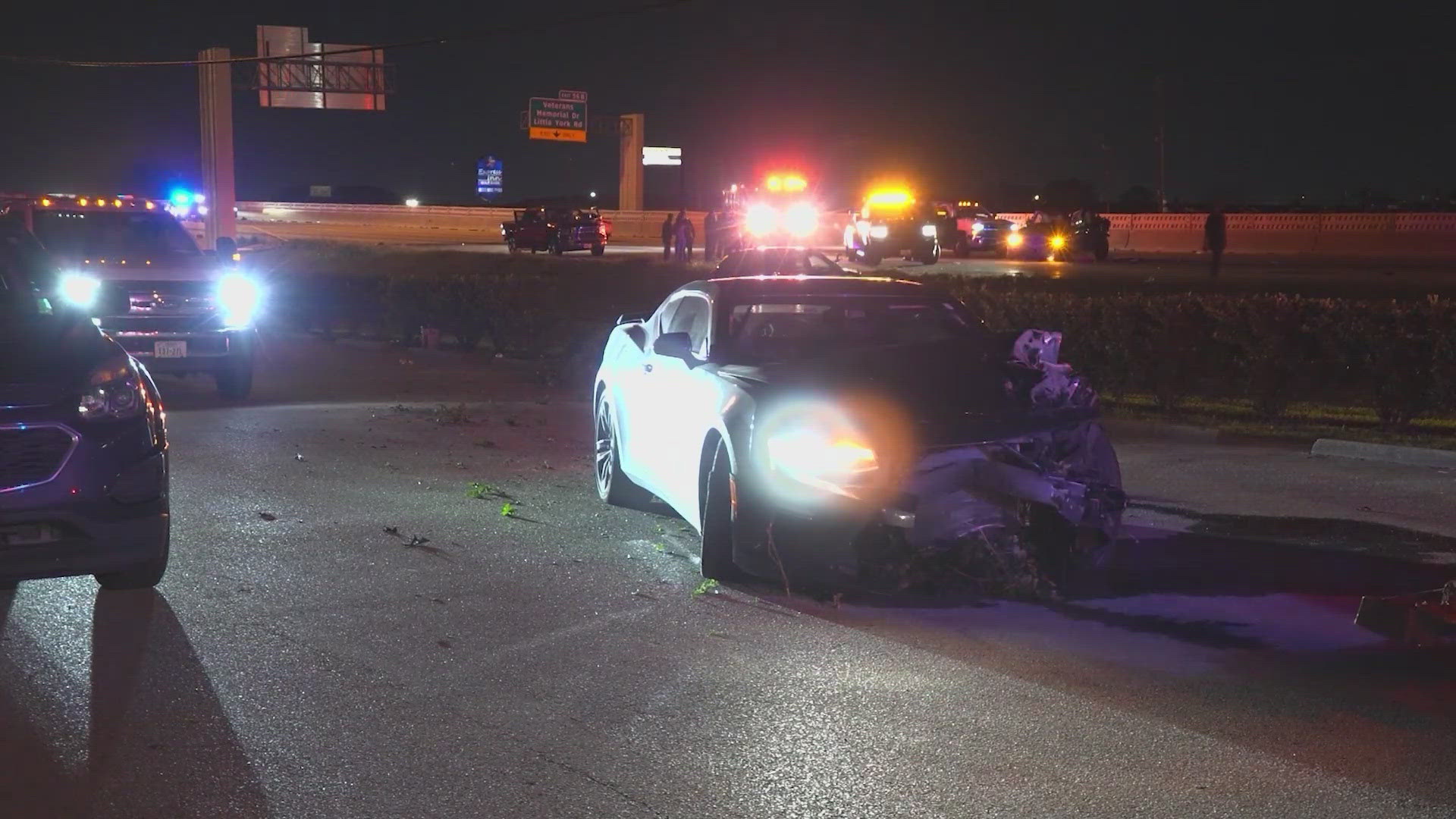 Woman hurt in rollover crash on North Freeway