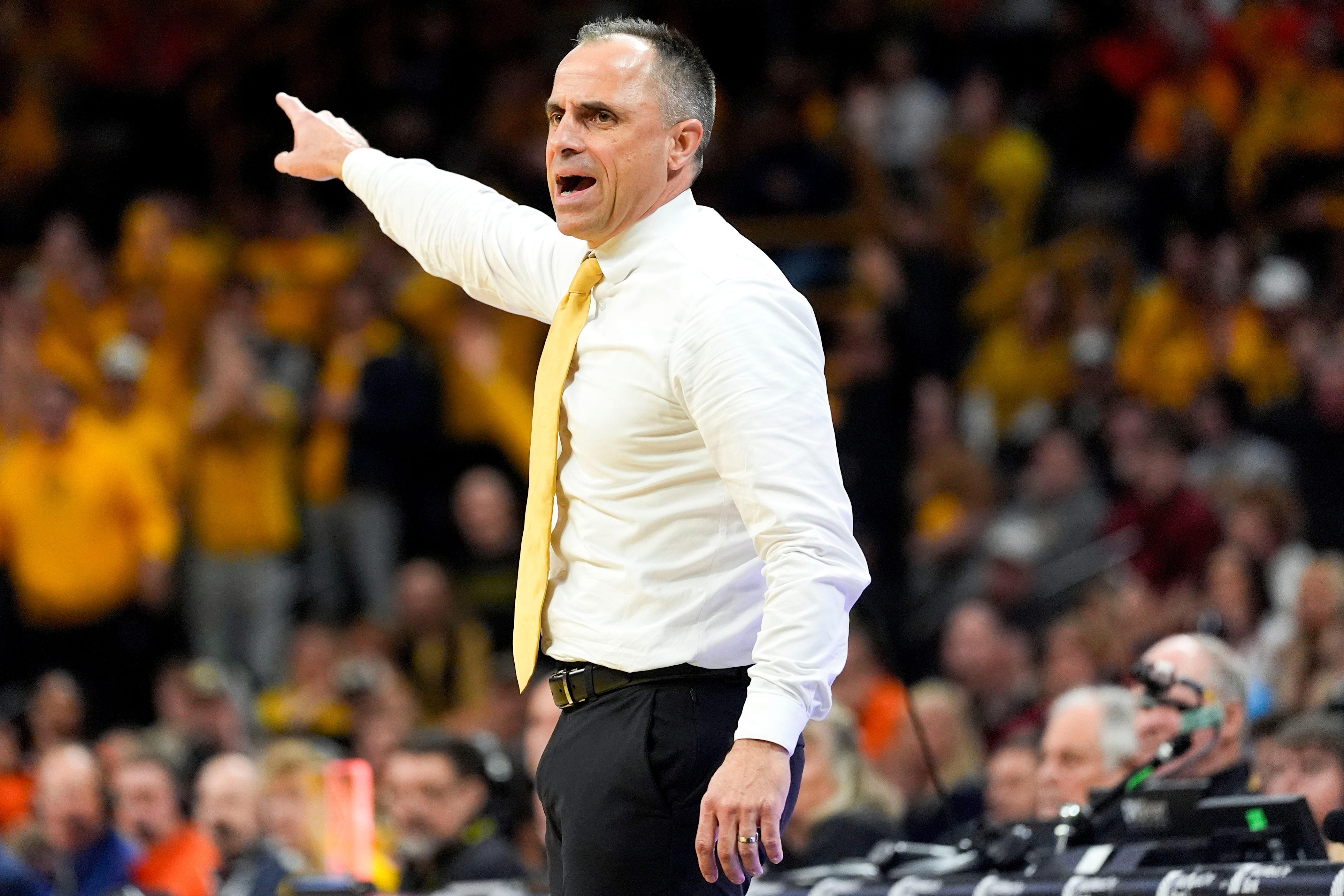 Iowa basketball offers 2027 three-star wing London Dada