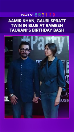 Aamir Khan, Gauri Spratt twin in blue at Ramesh Taurani's birthday party