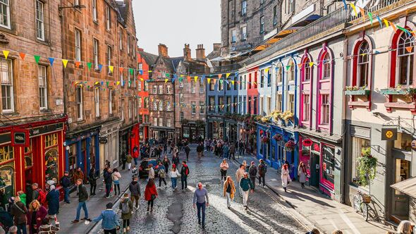 The 10 best places to live in the UK revealed - and absolutely none are ...