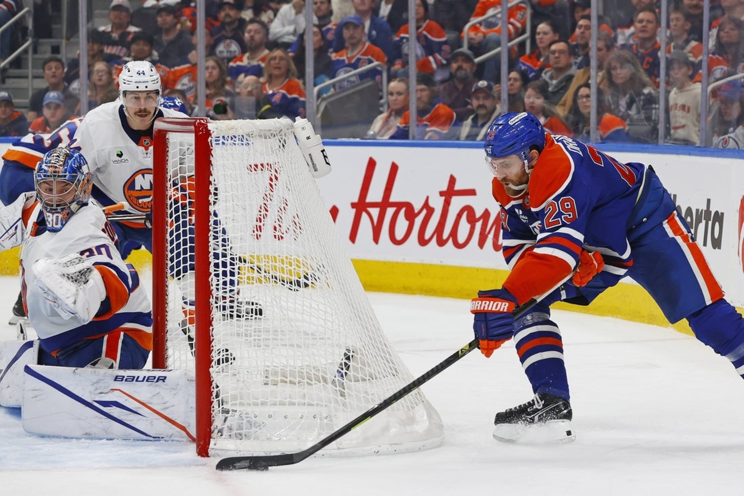 Without Leon Draisaitl, Oilers open 8-game homestand vs. Blues