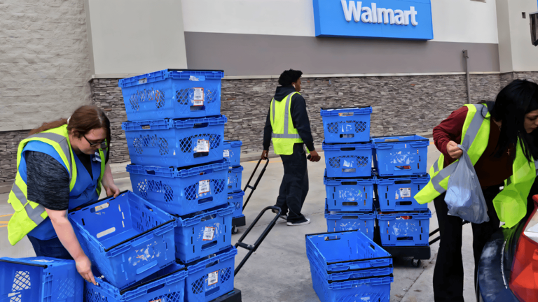 Walmart stock hits record high on Google Gemini AI partnership—agent ...