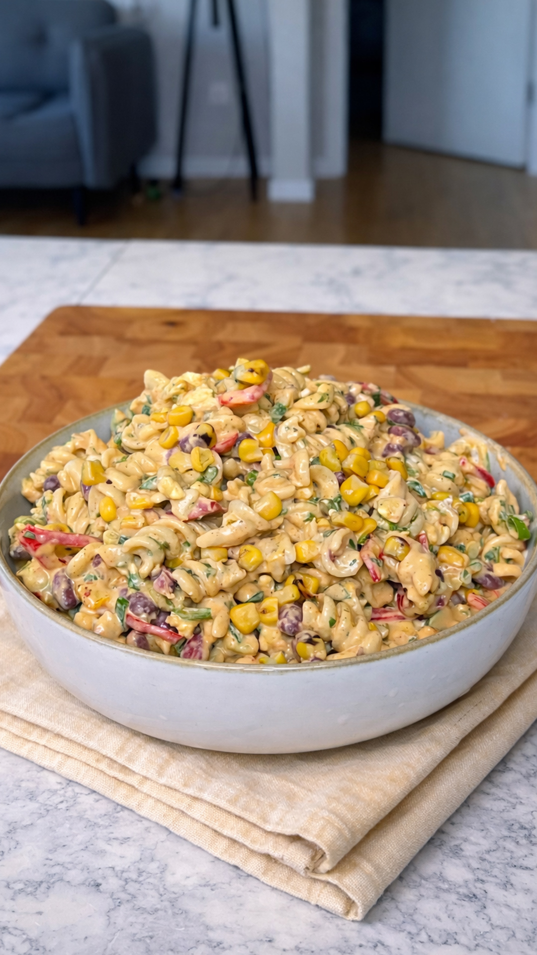 How is this vegan street corn pasta salad made?