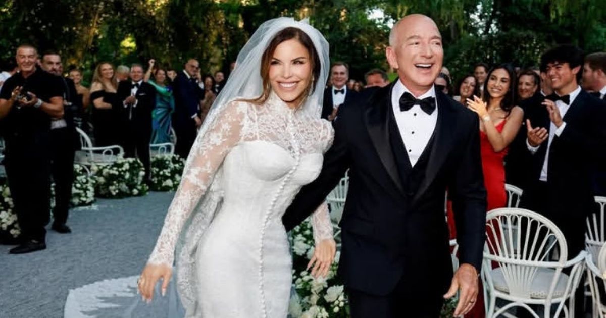 Fans call Lauren Sánchez’s fashion ‘over the top’ as sources say Jeff ...