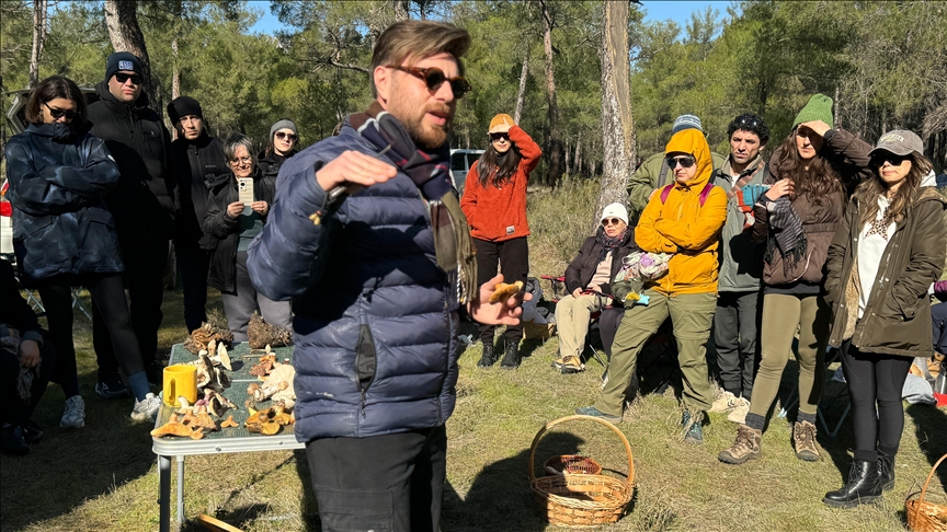 Mantar avcıları Antalya'da düzenlenen etkinlikte bir araya geldi