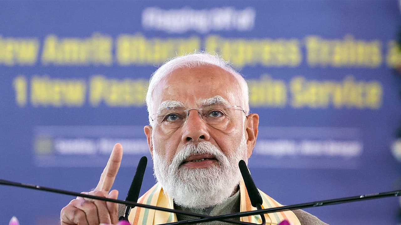 PM Modi slams Mamata, says Bengal ready for 'change' from 'jungle raj'