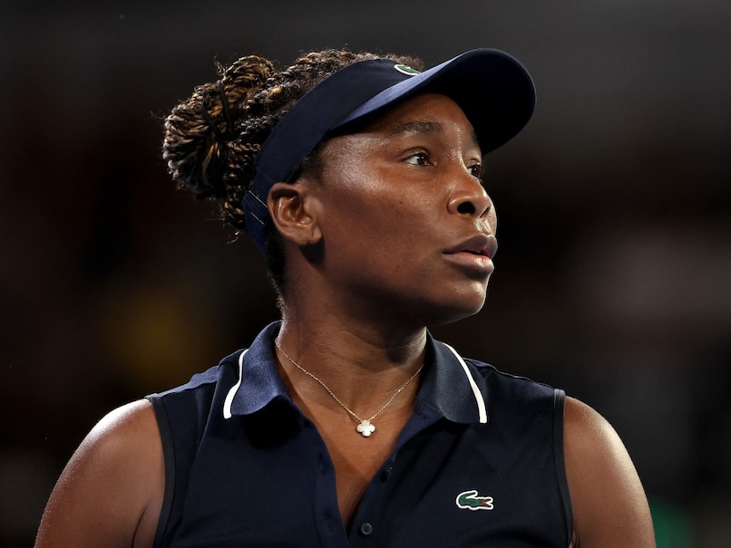Venus Williams sets Australian Open record at age 45, but falters in ...