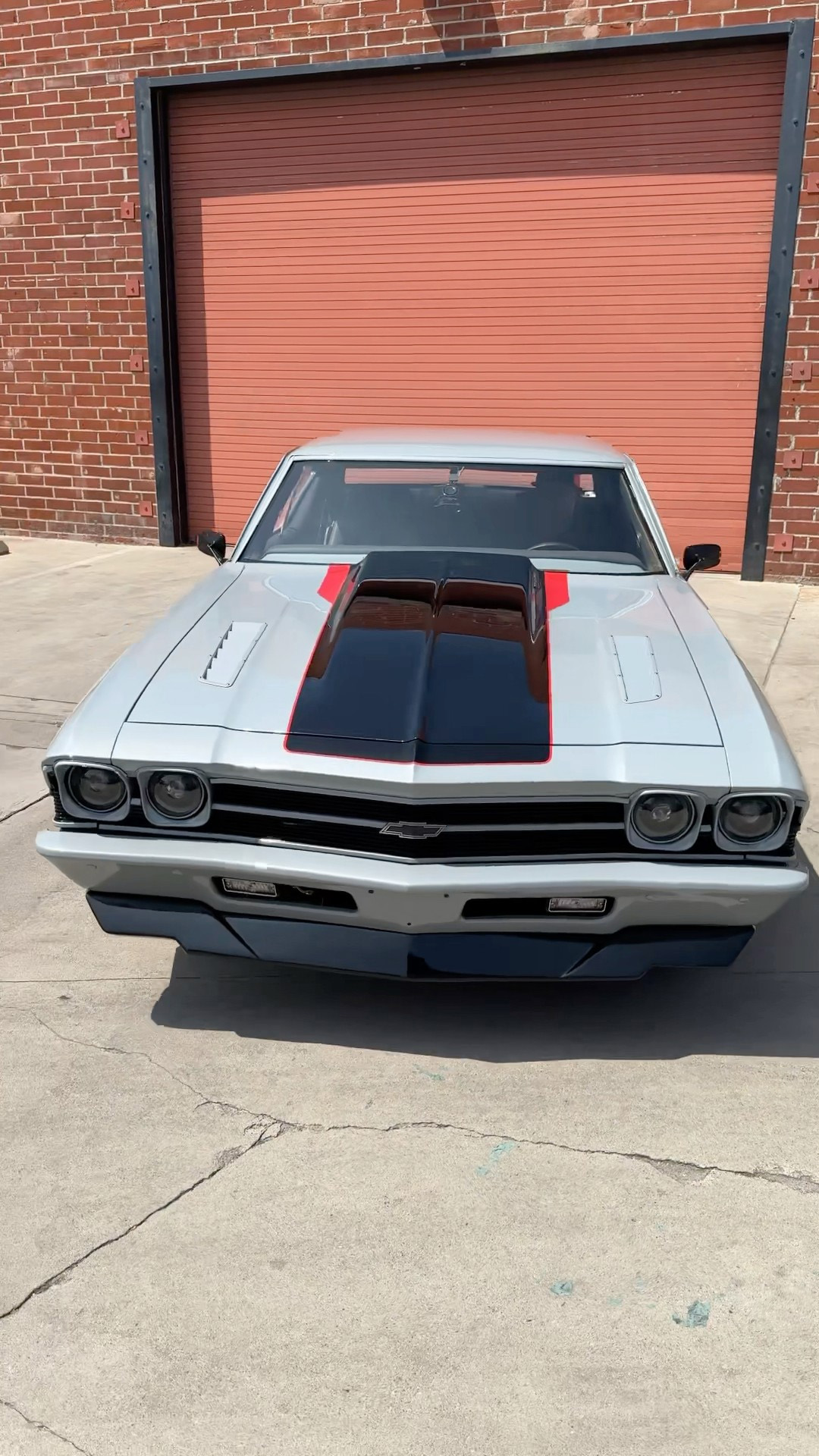 Classic Chevy Chevelle upgraded with modern supercharger