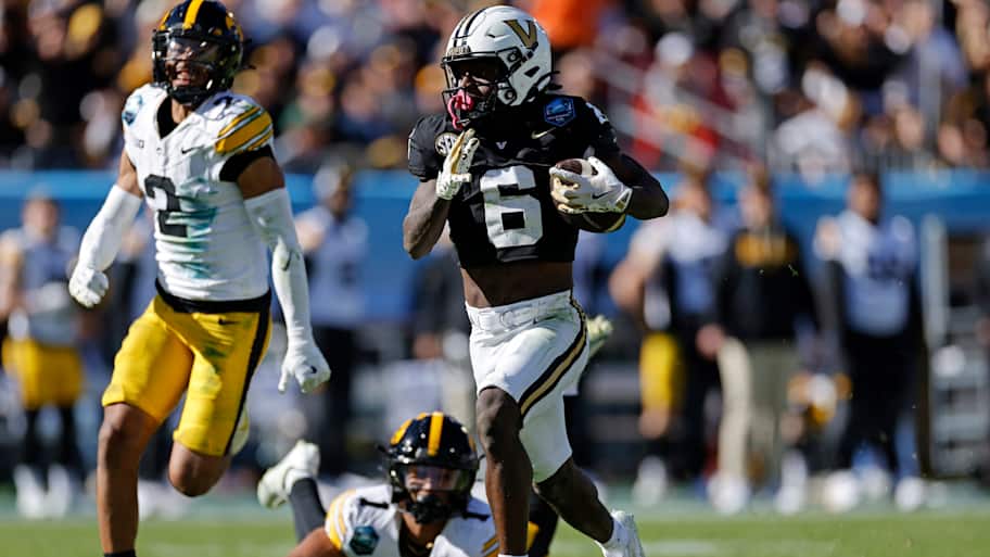 Every Transfer Portal player who committed to Louisville football in ...