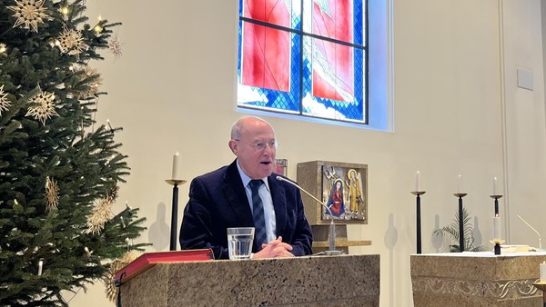 Was der ungläubige Gregor Gysi katholischen Christen zu sagen hat