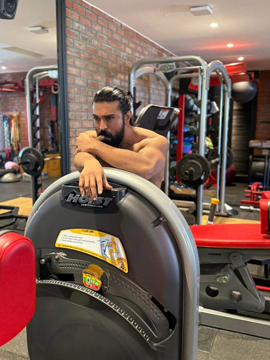 Ram Charan’s ‘beast mode’ look; fans call the body transformation ...