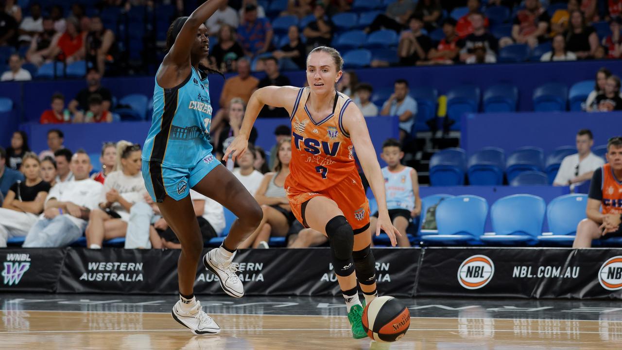 Townsville catch fire late to edge past Capitals