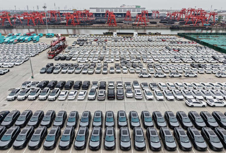 Chinese electric vehicle makers set to 'crack open' Western markets as ...