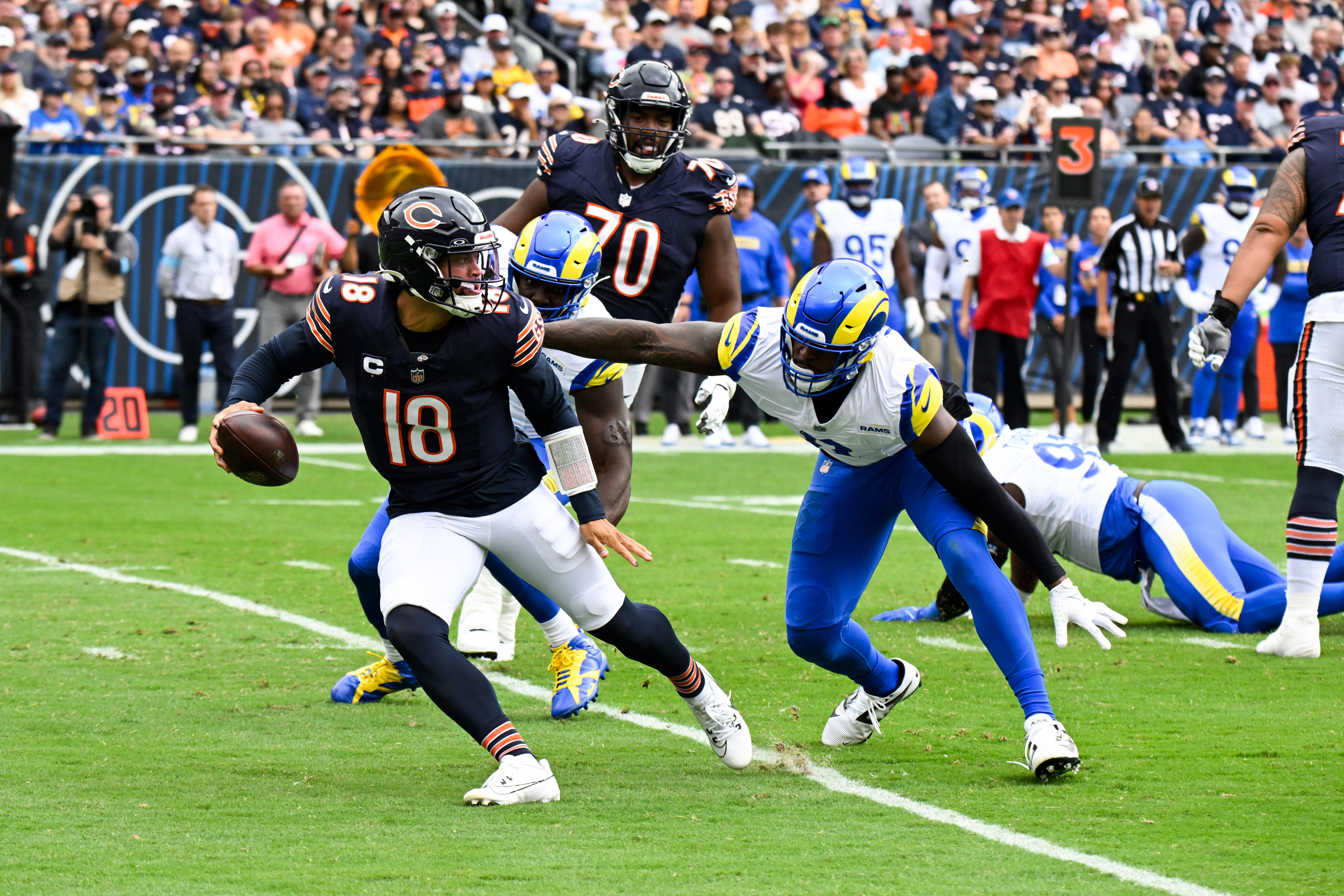 What channel is the NFL playoff game on tonight? Where to watch Rams-Bears