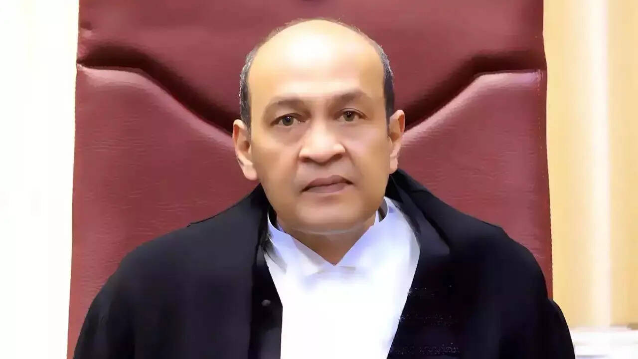 Karnataka Congress power tussle: High command likely to hold crucial ...