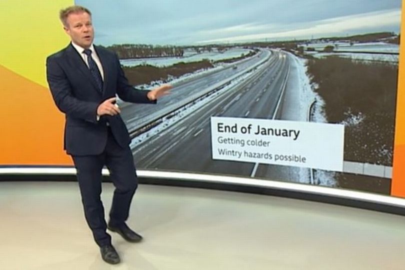 BBC weather presenter issues major snow warning just days away