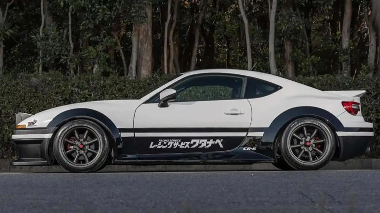 Toyota GT86 diventa l'AE86 di Initial D: il retromod da sogno del Tokyo ...