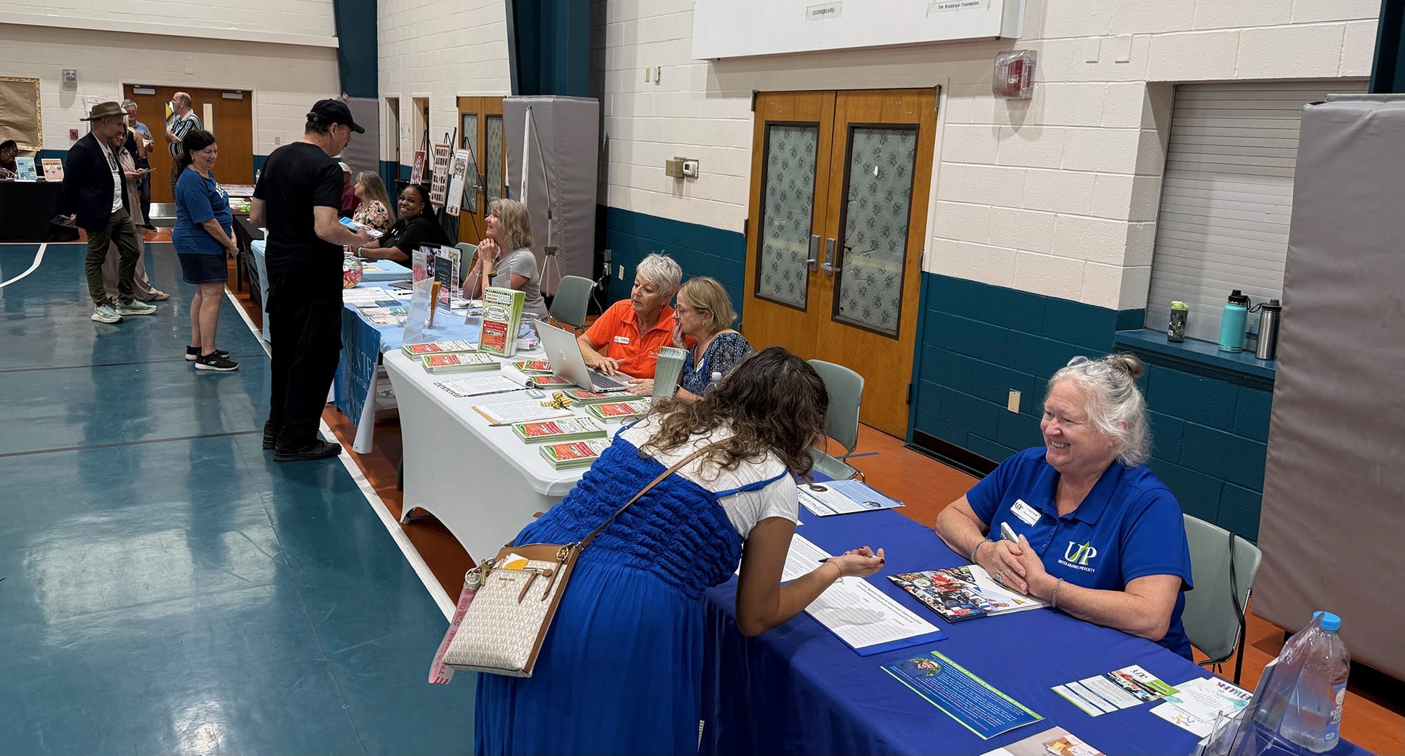 Indian River CARES volunteer recruitment fair a success on Giving Tuesday