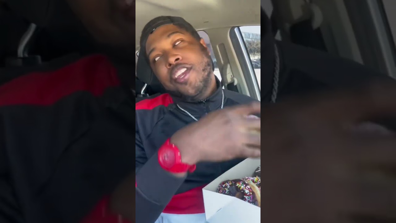 Dad never sees surprise during epic family fun moment