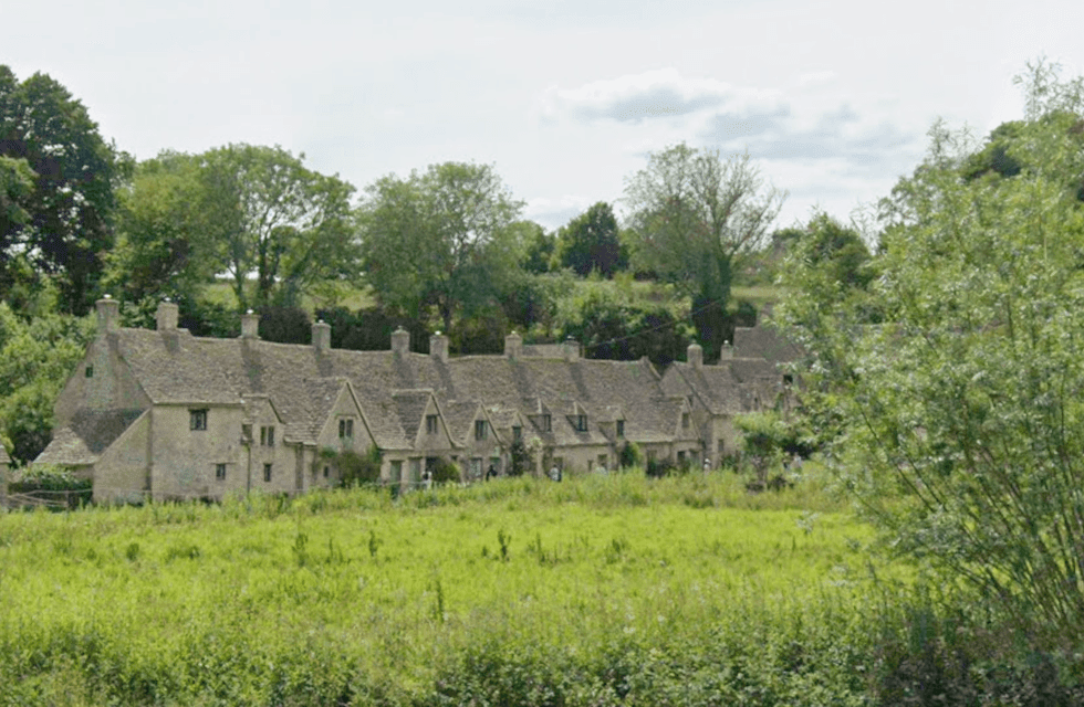 Village row erupts on 'prettiest street' over Bulgarian neighbour's ...