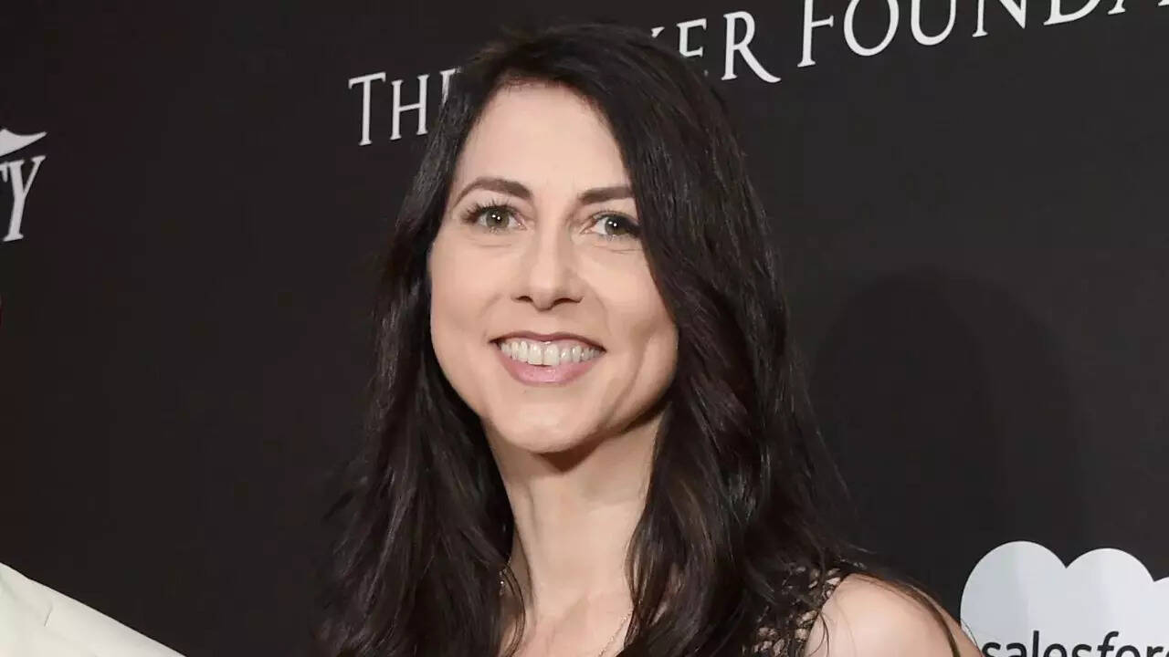 Jeff Bezos' ex-wife MacKenzie Scott who sold half of her Amazon stake ...