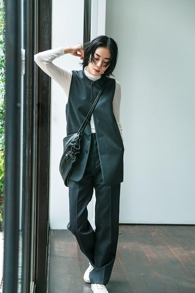 Inspirasi outfit vest jas perempuan yang stylish dan elegan