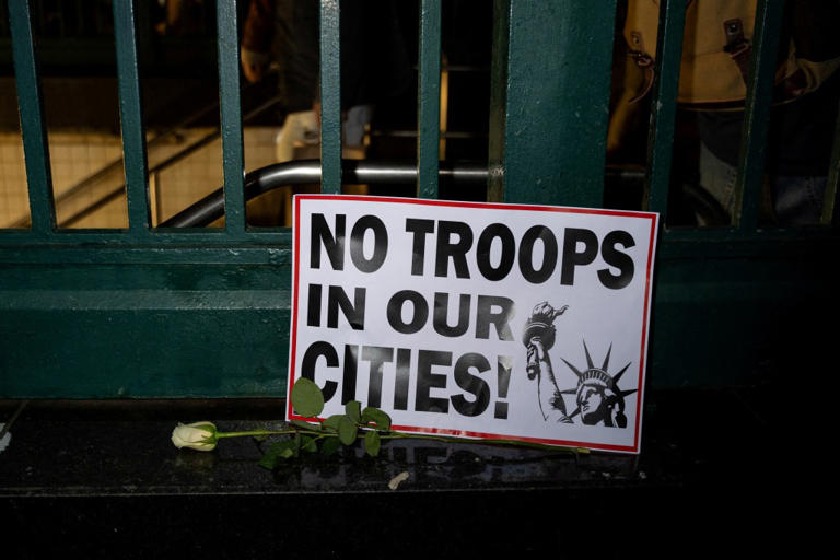 Pentagon readies 1,500 troops to possibly deploy to Minnesota: report