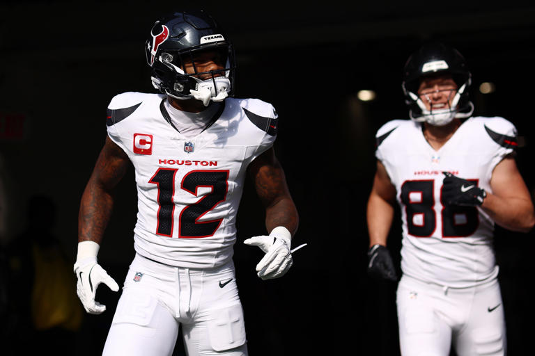 Nico Collins injury update: Is Texans' WR playing today vs. Patriots?