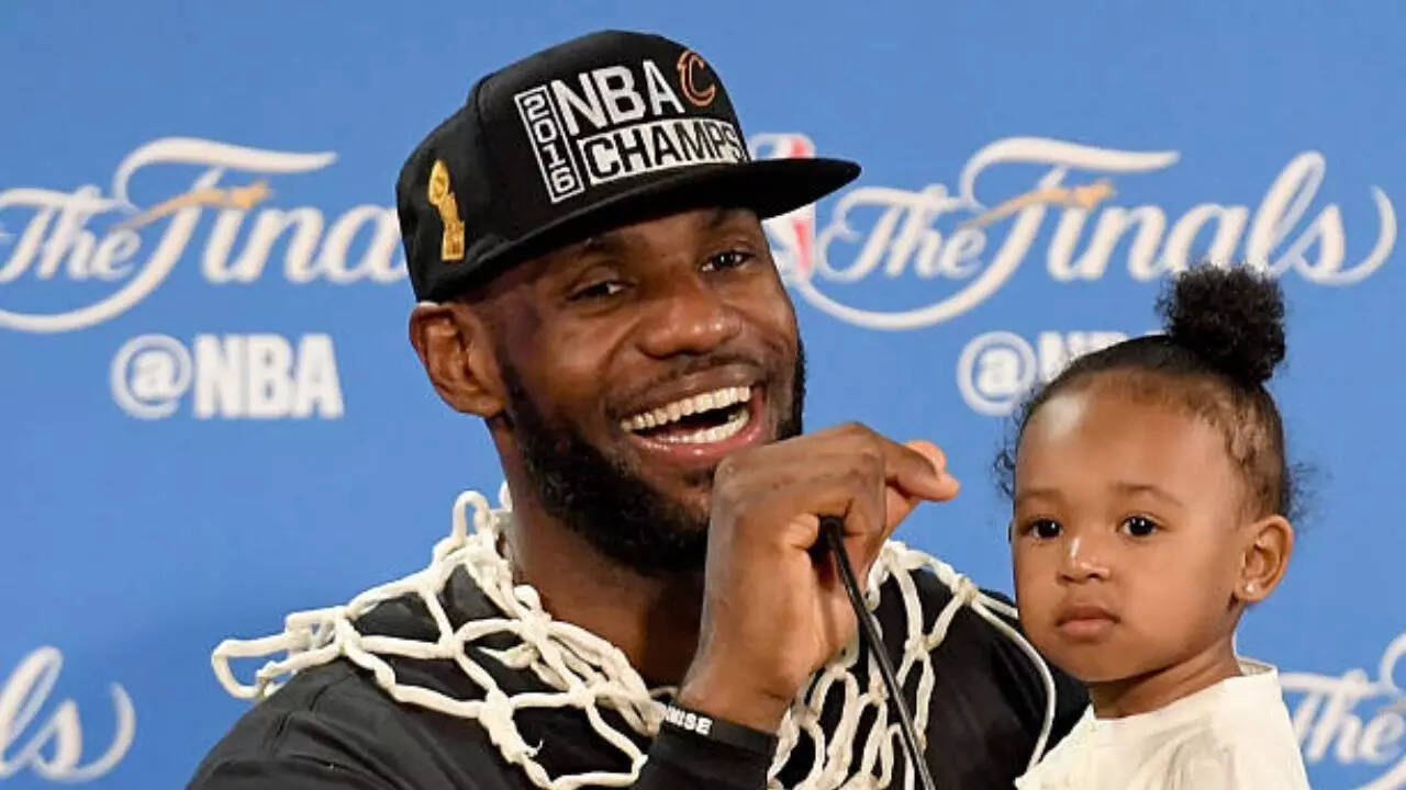Let's go baby Z! - LeBron James shows full girl dad energy while ...