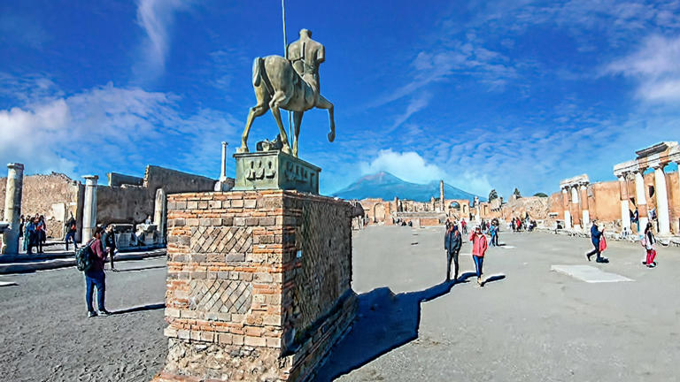 Pompeii’s first baths were extremely dirty, study reveals people bathed ...