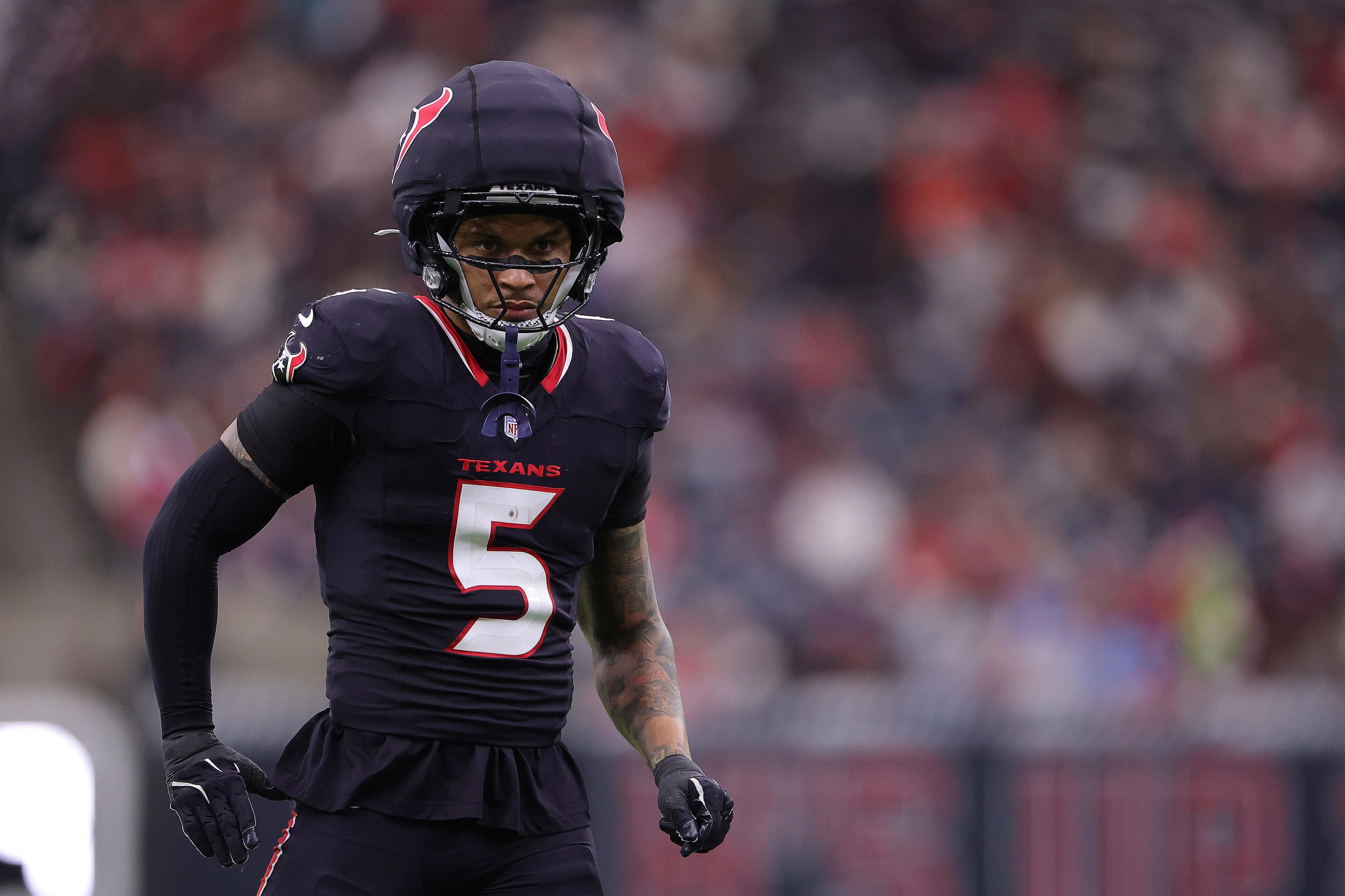 Why is Jalen Pitre's helmet big? What we know about Guardian Caps