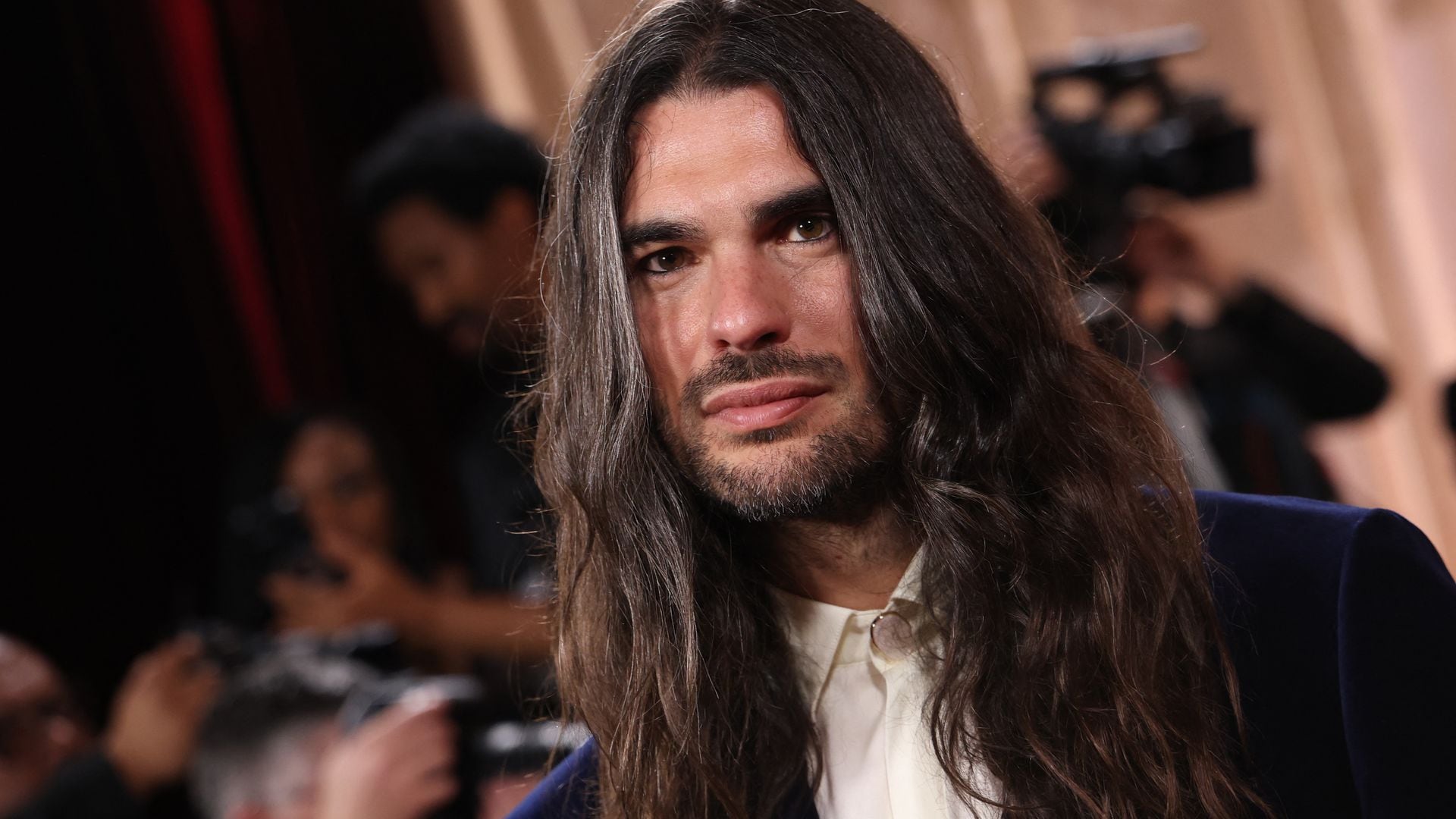 Más allá de su relación: Oliver Laxe y su expareja, Nadia Acimi, firman ...